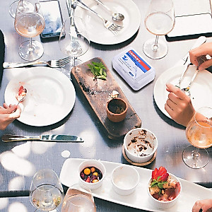 FAMILIFE Kid's Dental Floss Picks Without Fluoride,4 Travel Handy Cases Unflavored Flosser 120 Picks and Back Teeth Toothpicks Flossing Flossers Threaders Sticks with 4 Travel Handy Cases 120 Count