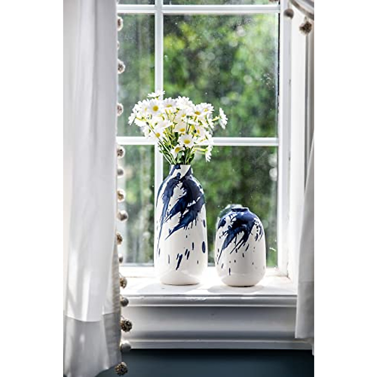 TERESA'S COLLECTIONS Modern Ceramic Vase, Home Decor Accents, Navy Blue and White Vases for Flowers, Decorative Vases for Table Centerpieces, Mantel, Shelf, Living Room -Set of 2, 7.2″ & 11.4″