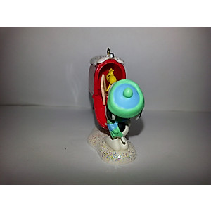 Hallmark Winter Fun with Snoopy Ornament