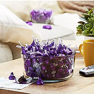 HERSHEY'S KISSES SPECIAL DARK Mildly Sweet Chocolate Candy, Individually Wrapped, Gluten Free, 4.5 oz, Bag