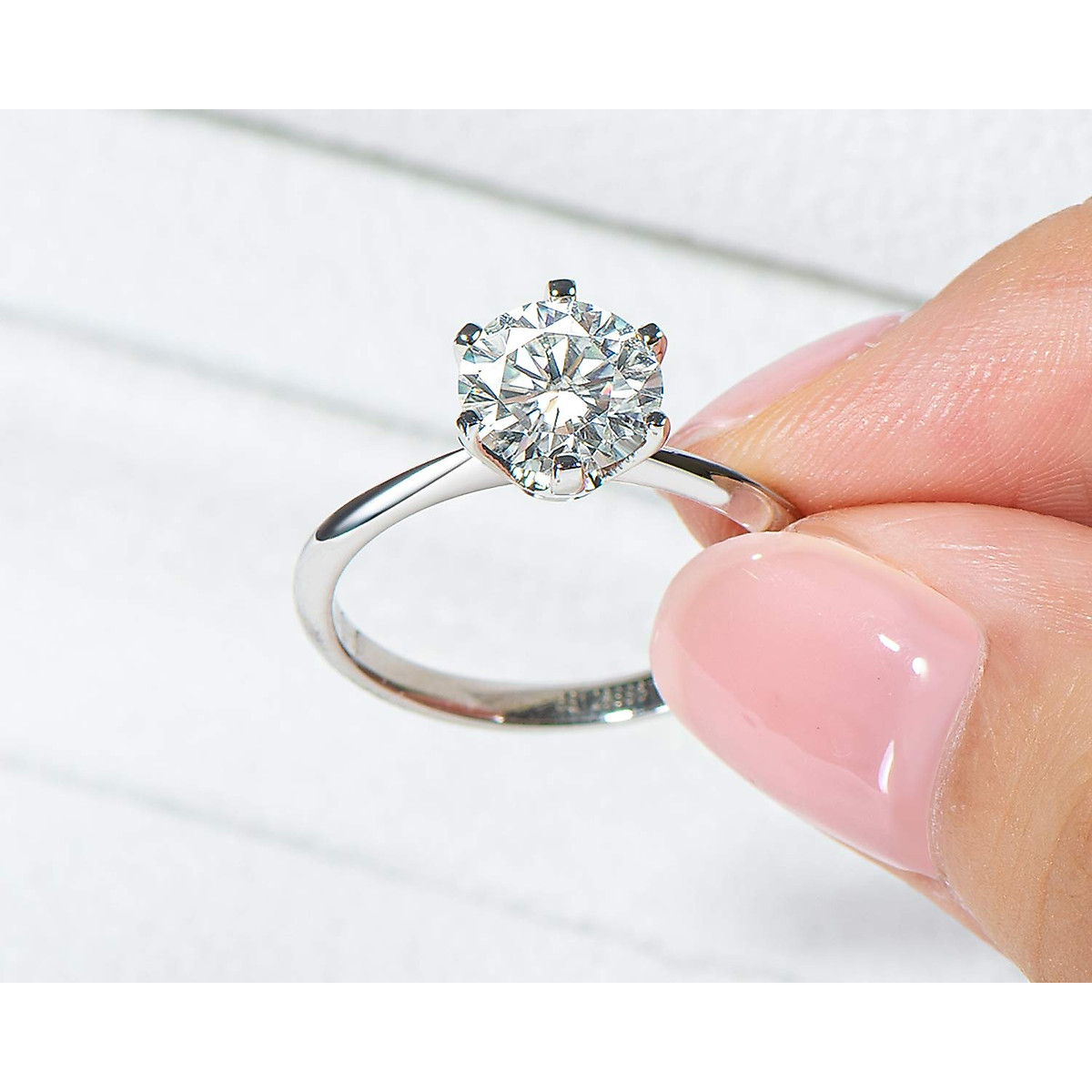 WOAINI 0.5-3 Carat Moissanite Ring, Platinum Plated Sterling Silver Round Cut Solitaire Ring for Women, Engagement, Promise, Wedding