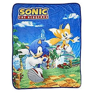 JUST FUNKY Sonic The Hedgehog Sonic & Tails Large Fleece Throw Blanket | Official Sonic The Hedgehog Collectible Blanket | Measures 60 x 45 Inches