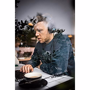 Sony MDR7506 Professional Large Diaphragm Headphone