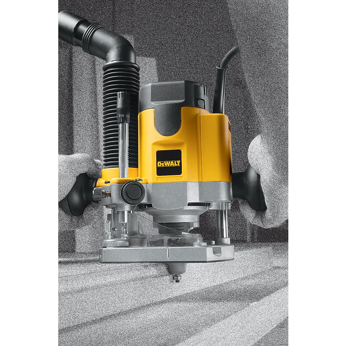 DEWALT Router, Plunge Base, 10-Amp, 2 HP (DW621)