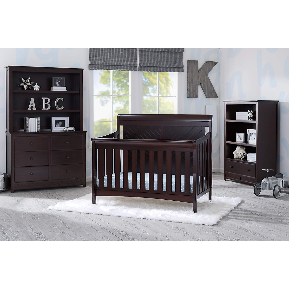 Delta Children Bennington Elite 4-in-1 Convertible Baby Crib, Dark Espresso, Sleigh