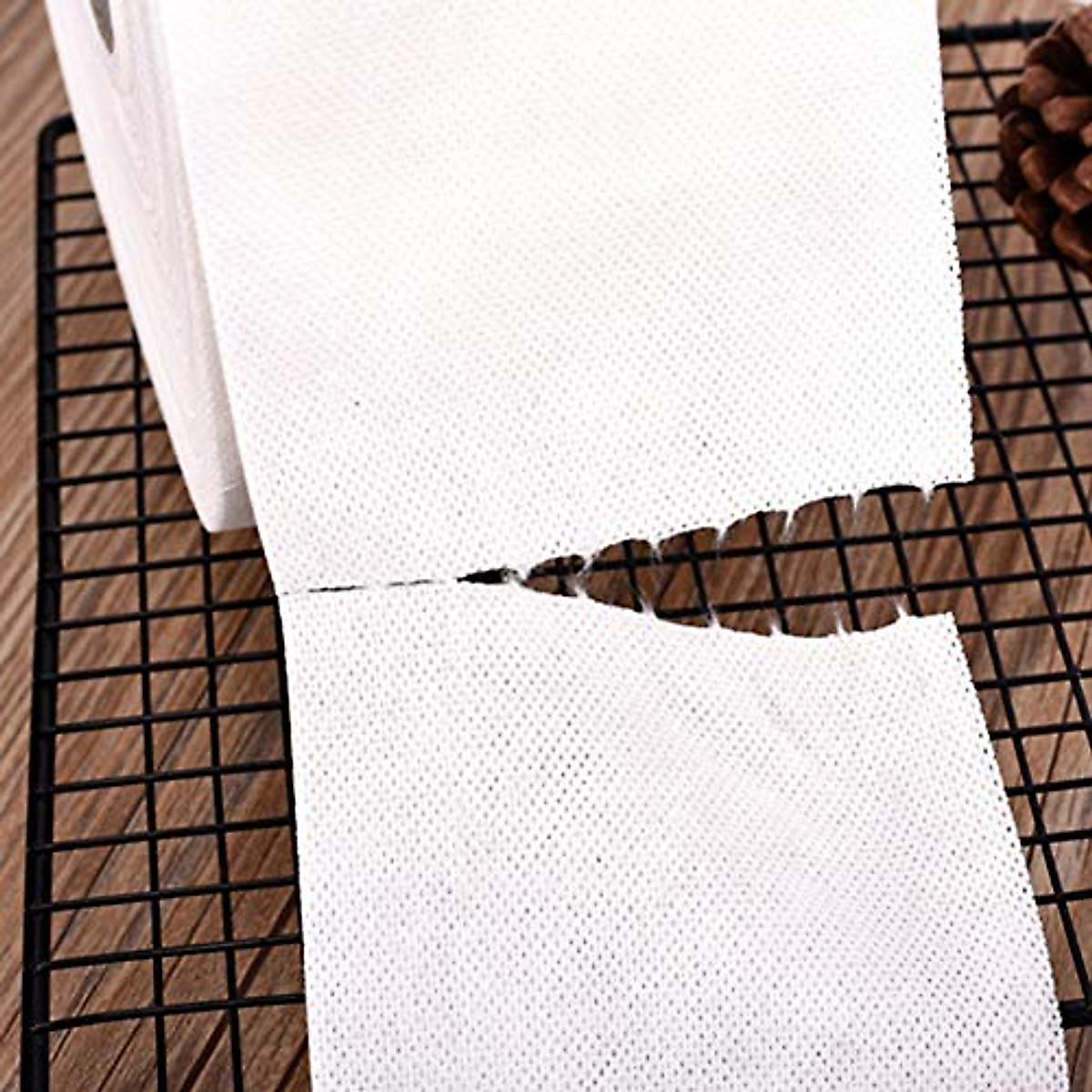 Disposable Soft Face Towel, 30M Cotton Roll Cleansing Cotton Towel Makeup Remover Washcloth Cotton Wipes for Beauty Salon and Home Skin Care