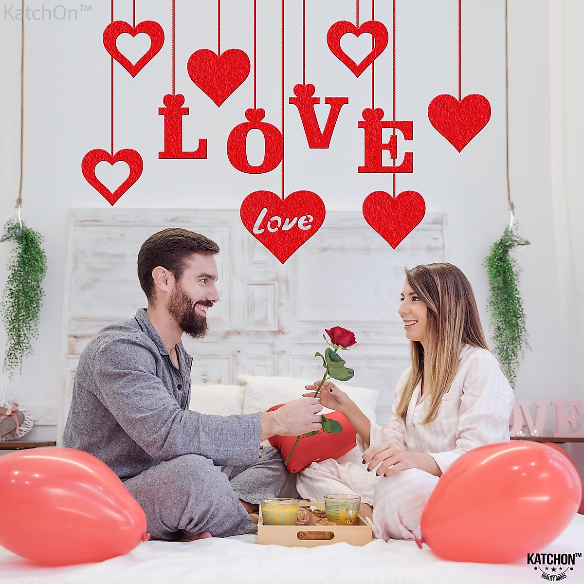 Felt Valentines Day Hanging Decorations - Valentines Day Tree Decorations | Hanging Hearts Decorations | Love Heart Garland for Valentines Day Decoration | Valentines Day Garland, Valentines Day Décor