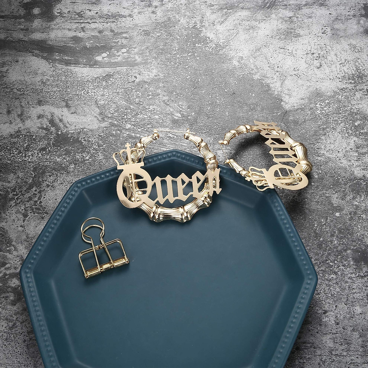 SAILIMUE Queen Pendant Curb Chain Necklace with Oversize Statement 90s Bamboo Hoop Earring Set for Women Gold Plated Color Punk Style Hip Hop Rapper