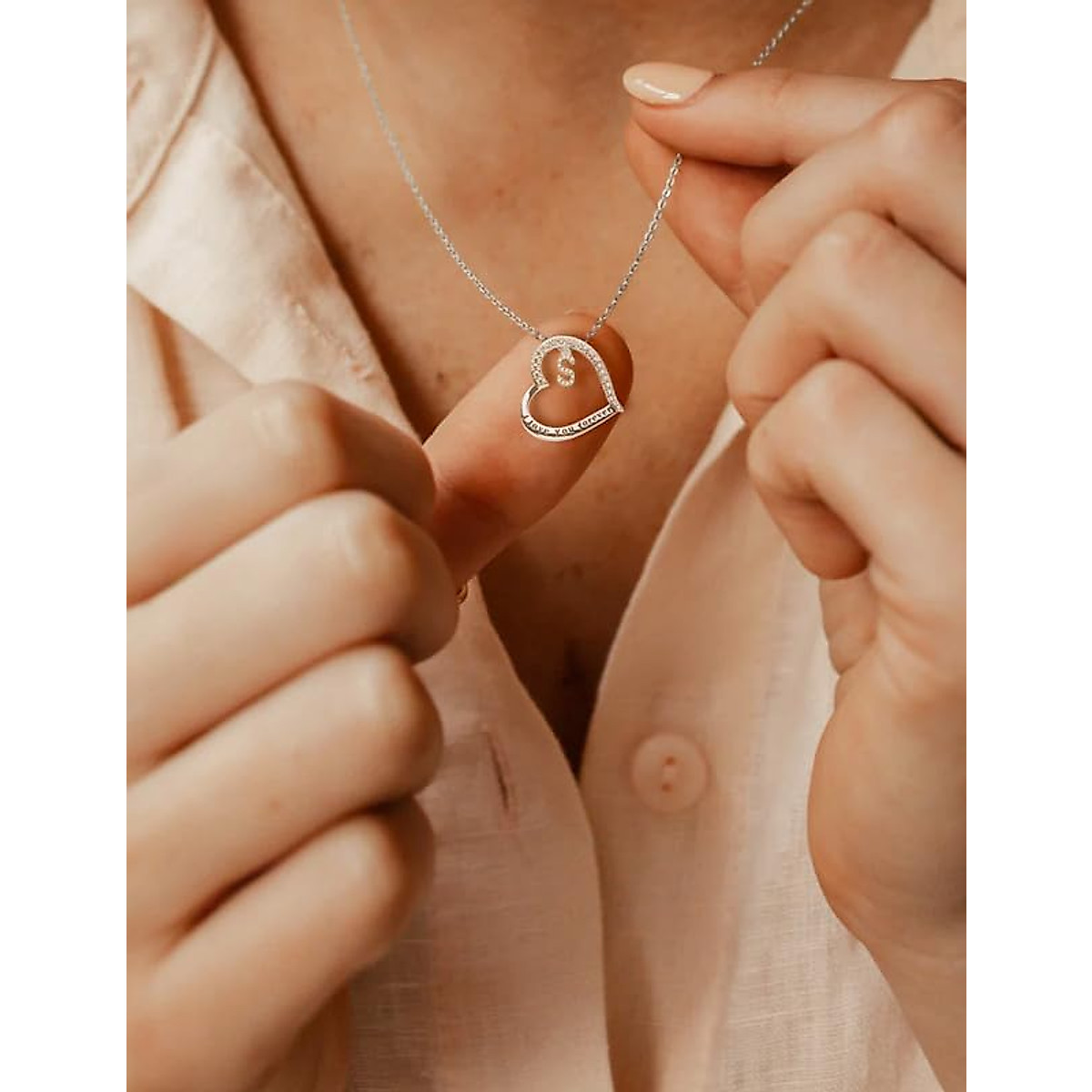 ITS4YEO 925 Sterling Silver Forever Love Heart Pendant Initial Necklaces Silver Necklace Zircon Pendant Necklaces for Women Jewelry Gift for Women Wifes Her Valentines Gift(R)