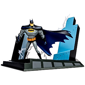 McFarlane Toys - 7-Inch Batman Figure – DC Multiverse Figures – Batman Toys – Gold Label Batman Action Figure – 22 Moving Parts – Collectable Art Card Included