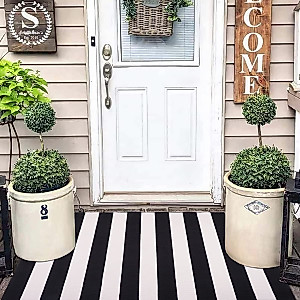 Black Stripe Outdoor Runner Rug Cotton Woven Floor Throw Carpet Mat Washable Front Door Entryway Doormat for Layered Door Mats Porch Farmhouse Entryway-35.4" x59