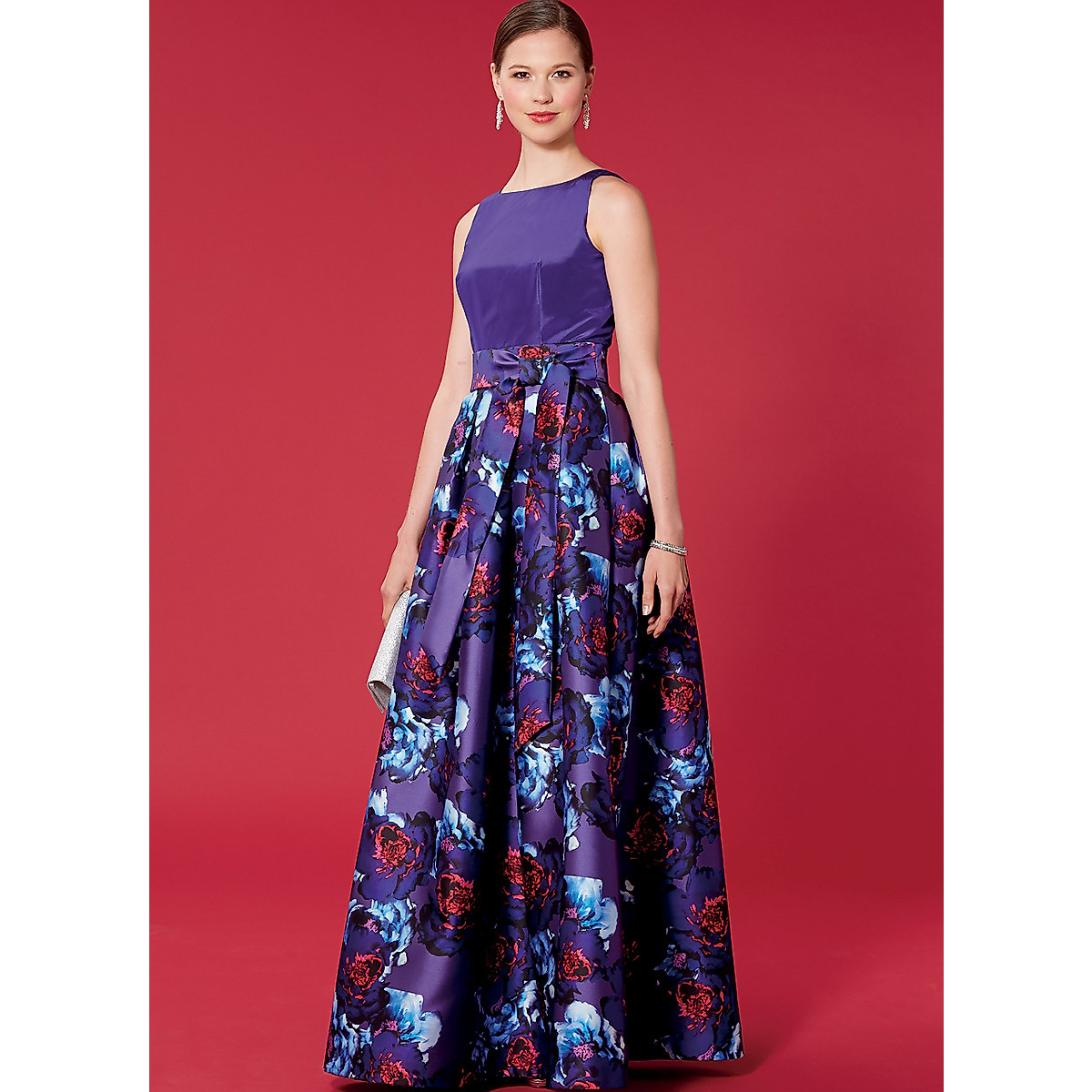 McCall's Patterns Misses/Women's Sleeveless Dresses with Neckline and Hem Variations