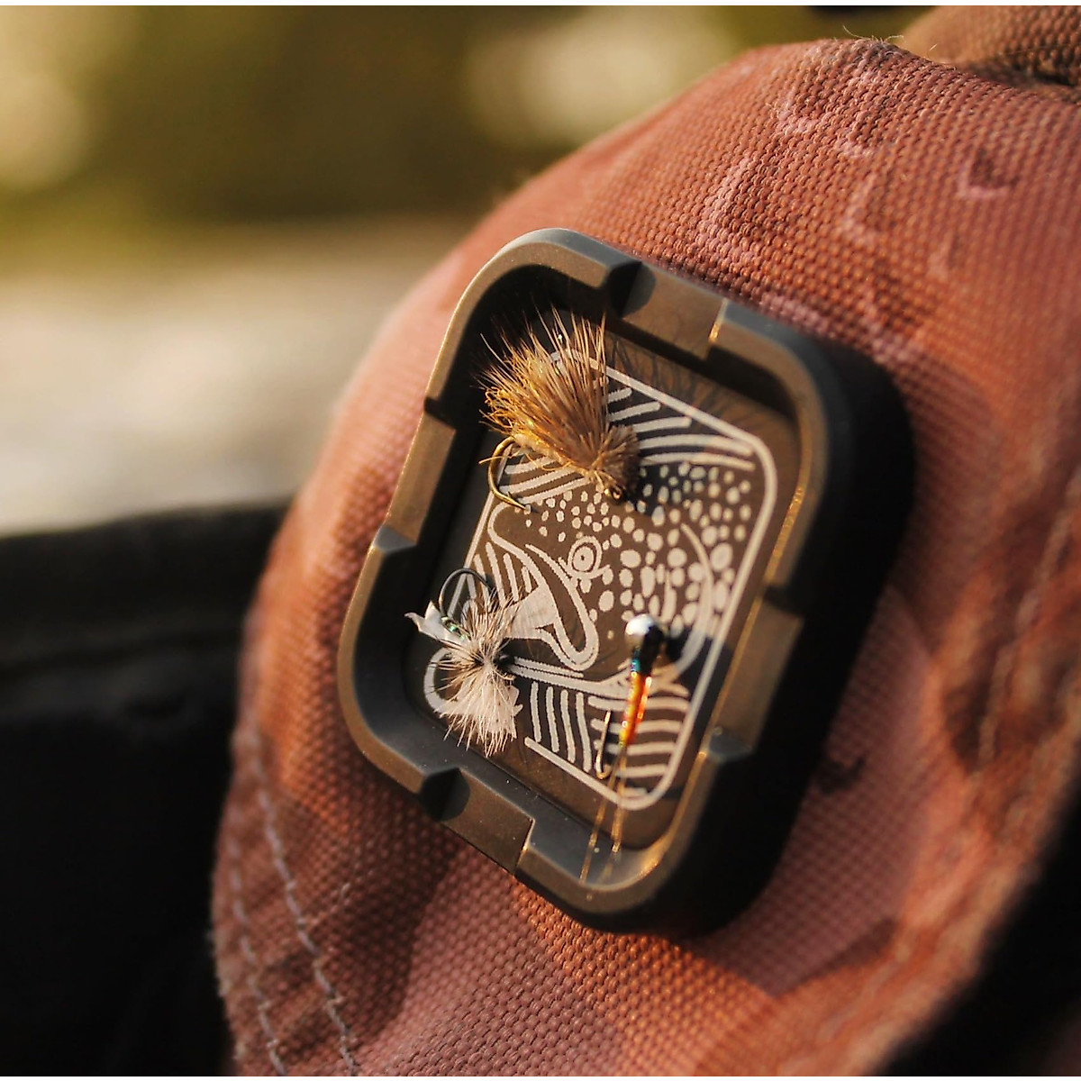 Mag Grab® Mini - Magnetic Fly Patch (Toothy Trouble, Orange)