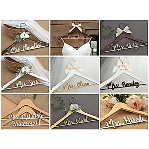 Bride hanger, wedding hanger, wood engraving,personalized bride hanger, lady hanger, custom hanger, honor maid, bridesmaid, The doctor hangers，Gift-giving hangers