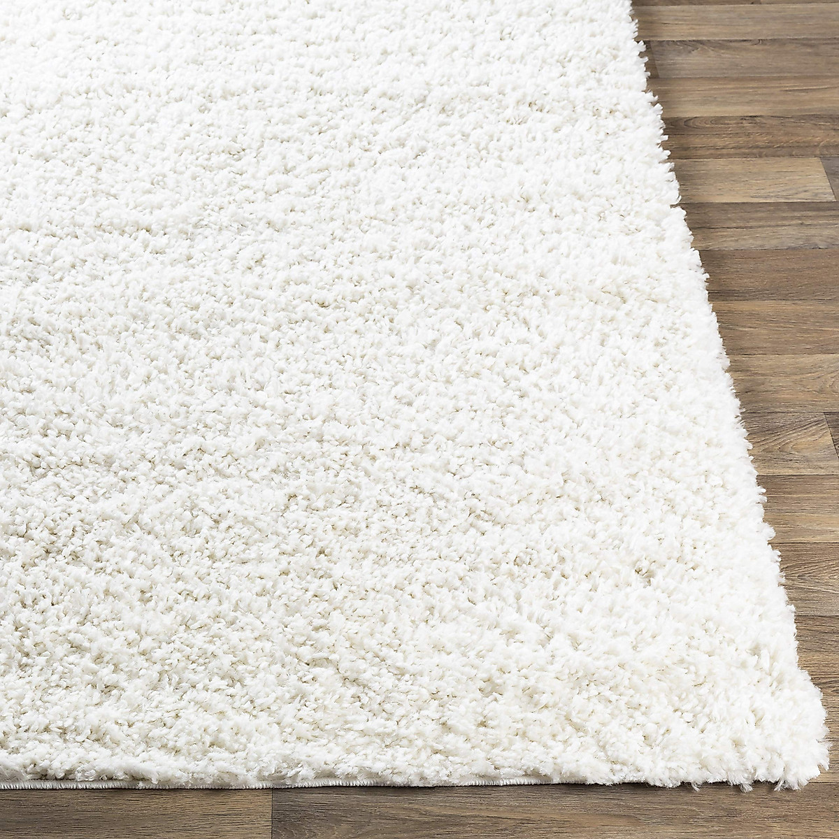 Livabliss Kiana Modern Minimalist Area Rug,5'3" x 7'3", White