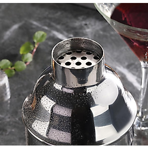 New Star Foodservice 48414 Stainless Steel Cocktail Shaker, 25 oz, Silver
