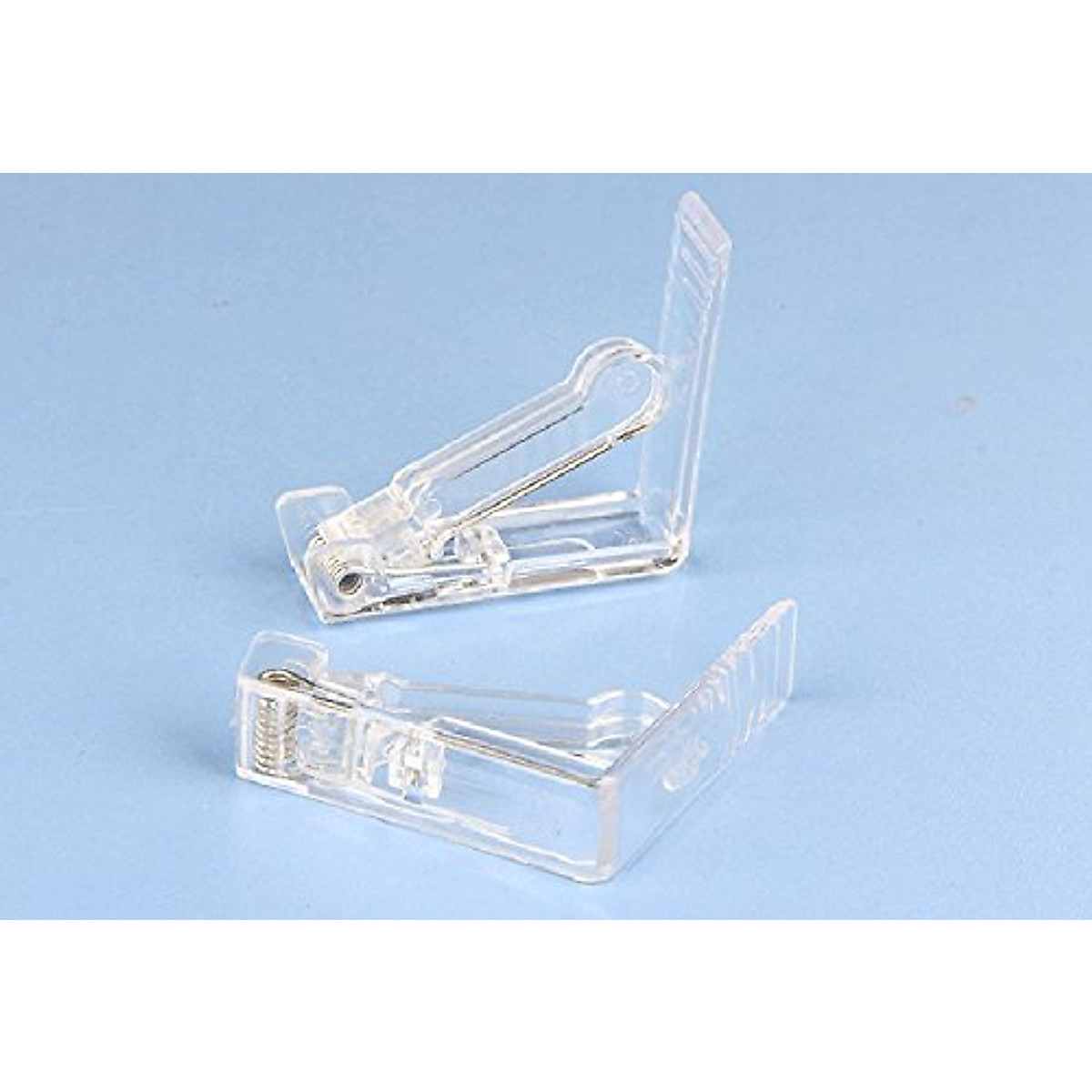 20Pcs Clear Plastic Tablecloth Clips Spring Loaded Tablecover Table Cloth Clip Clamp Holder for Home Party Picnic