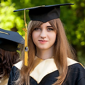 Custom Graduation Cap Tassel with Engraving Heart Charm 2024 Oval Antique 1 2 3 Photo Charm Class of 2025 College Memorial Photo Charms for Gown Ceremony