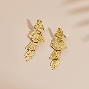 LILIE&WHITE Gold Clip On Earrings For Women Hammered surface Gold Geometric Clip Earrings Women Fashion Jewelry Gold Earrings