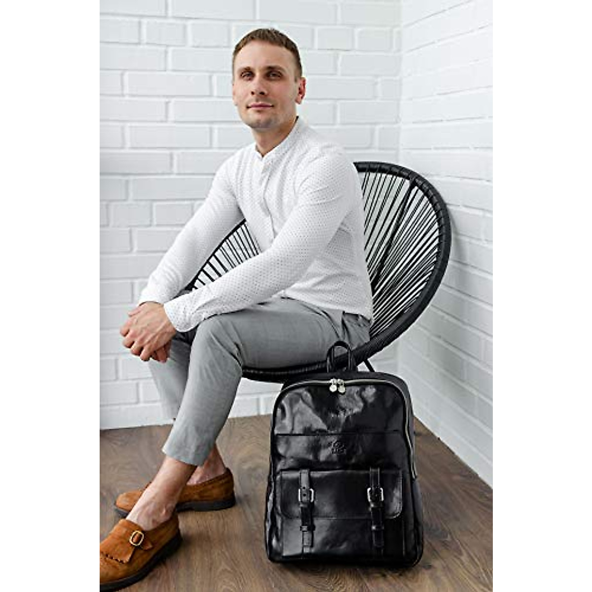 Time Resistance Leather Backpack Vintage Rucksack Purse for Laptop up to 15 in Black