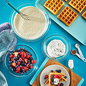 Pyrex Smart Essentials 3-Piece Prepware Mixing Bowl Set, 1-Qt, 1.5-Qt ,and 2.5-Qt Glass Mixing Bowls, Dishwasher, Microwave and Freezer Safe