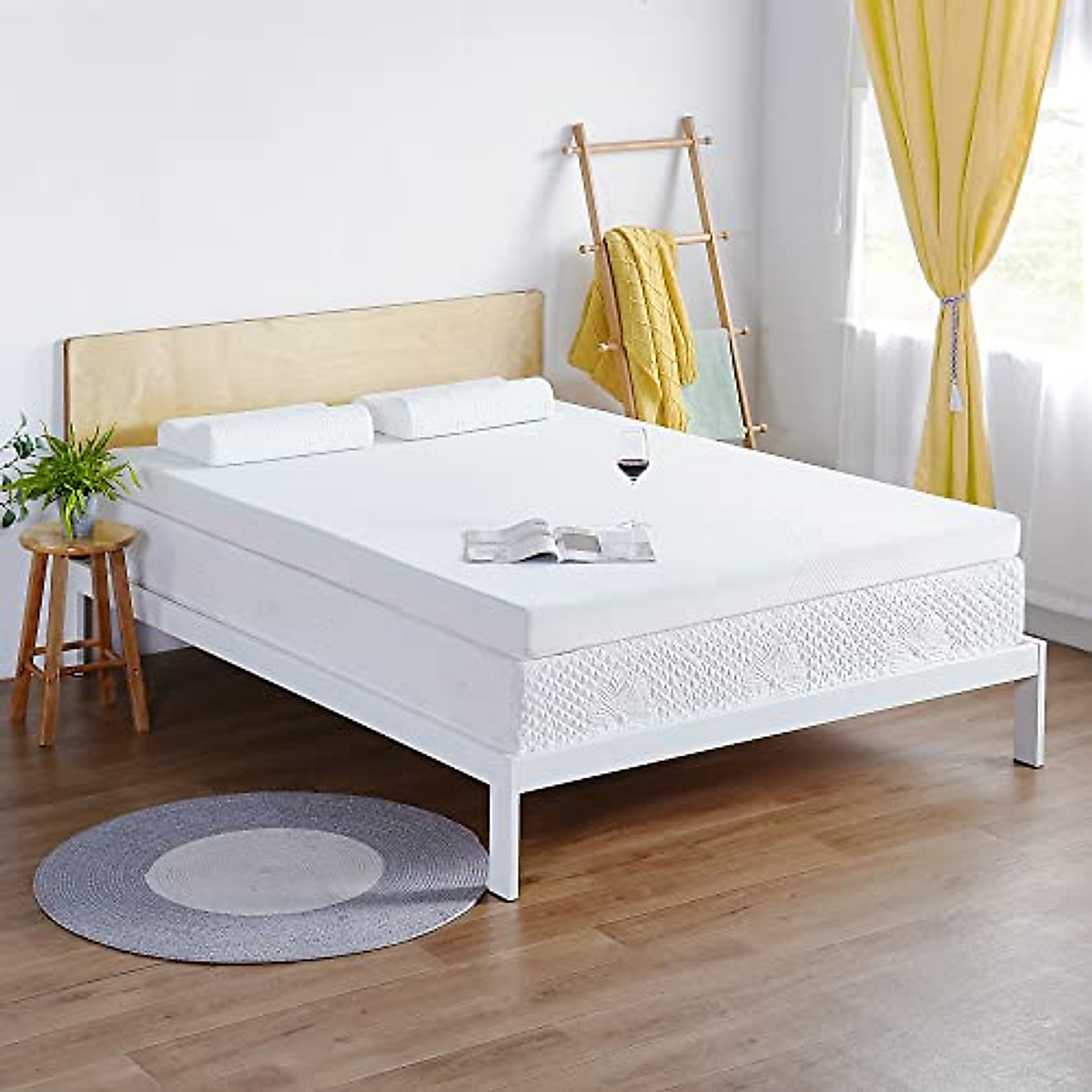 Olee Sleep 4 Inch Memory Foam Topper, Queen, White