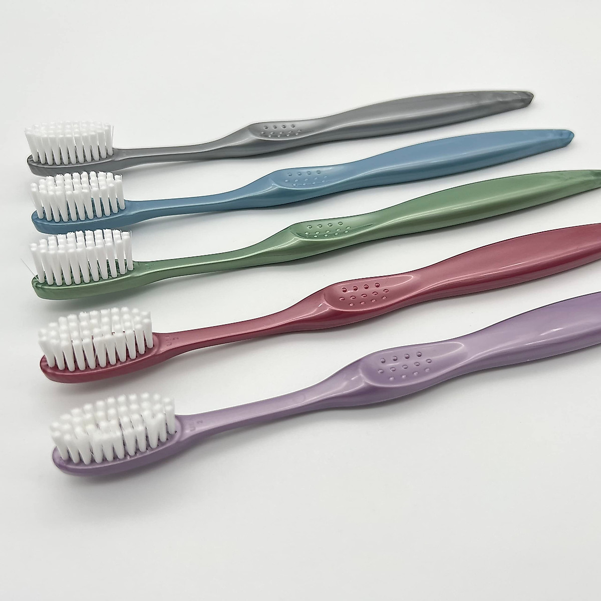 Tess Oral Health 3920C Concept Curve Soft Bristle, Pearlescent Toothbrush (1 Dozen) - Elevate Your Dental Care Experience