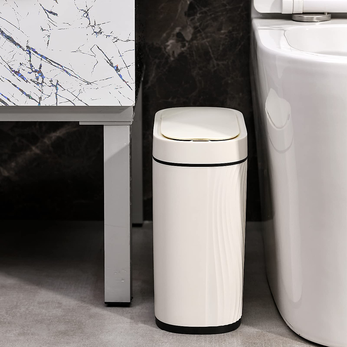 Huaqinglian 2.6gallon Small Automatic Trash can Plastic,touchless Smart Garbage can,Motion Sensor Trash can with lid for Bathroom,Kitchen,Bedroom,Office