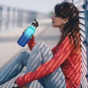 Volhoply 17oz Kids Insulated Water Bottle,Stainless Steel Water Bottles with Straw Lid,Reusable Metal Thermos Water Bottle,Double Wall Vacuum Sports School Water Flask Keep Cold(Green Blue,1 Set)