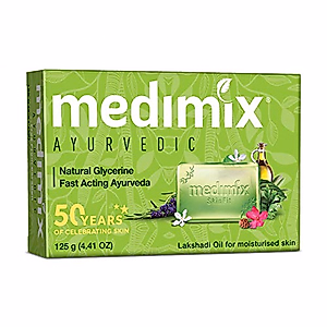 Medimix Herbal Handmade Ayurvedic Soap with Natural Glycerine With Lakshadi Oil for Dry Skin Pack of 5 (5 x 125 g)