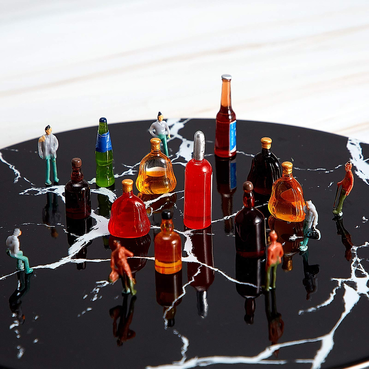 21 Pieces 21 Styles Miniature Wine Bottles with 1 Piece Mini Toilet Cake Topper Dollhouse Cake Accessories Miniature Funny Toy Set for Party Celebrating Party, Birthday Party Cake Decorations