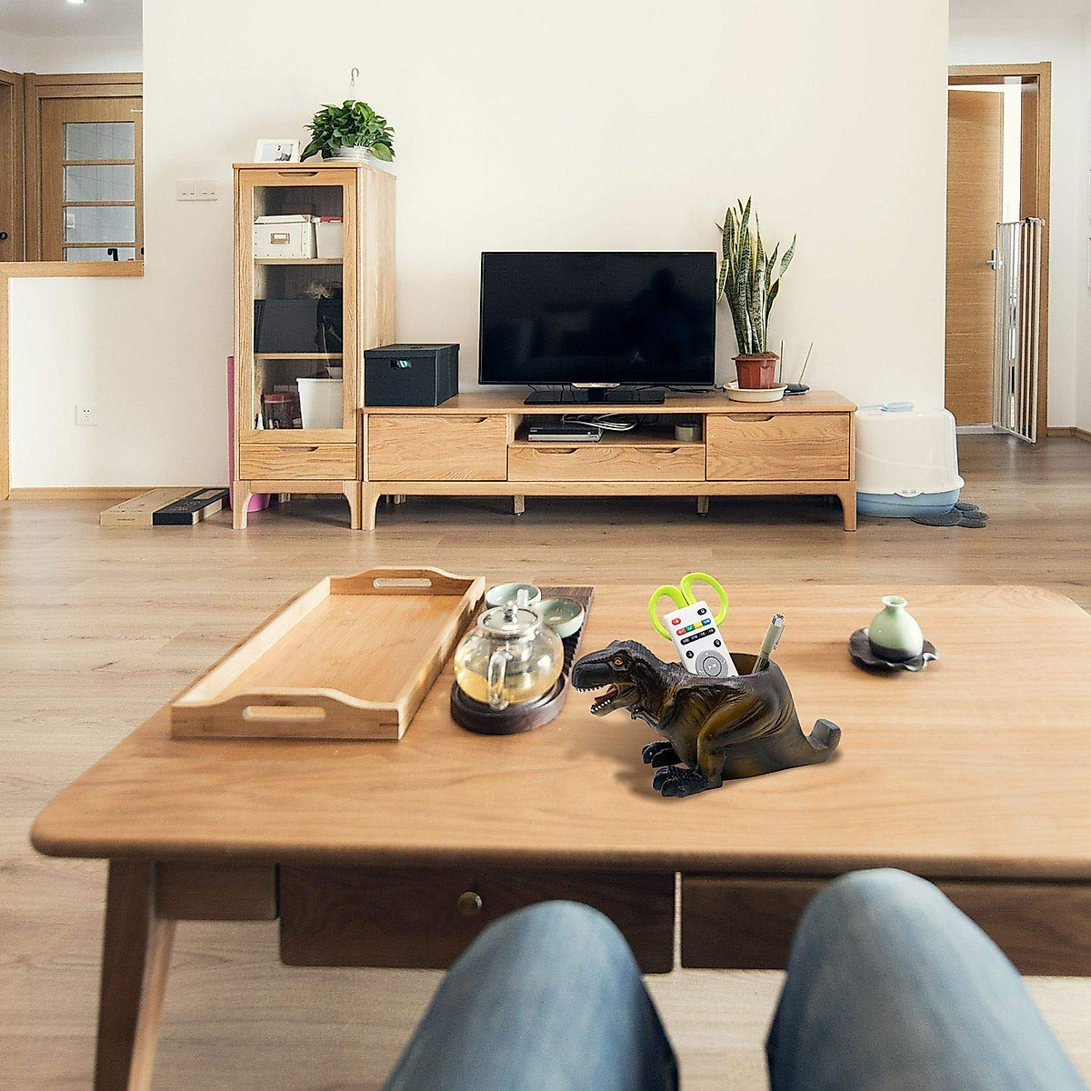 Large Capacity T-Rex Dinosaur Desk Pen Holder Pencil Holder Pen Cup Holder with Phone Stand,Desk Accessories Stationery Makeup Brush Holder Vanity Desk Supplies Organizer Home Office Decor