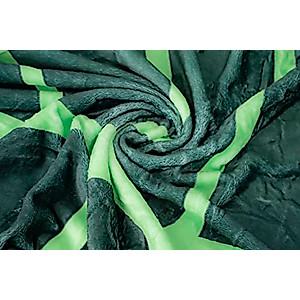 HEALTHYCEPS Leaf Blanket Throw Green Plant Print Throw Blanket Leaves for Couch Bed Sofa Decorative Great Gifts for Plant Lovers Big Leaf Blankets Size 63x87 Inches