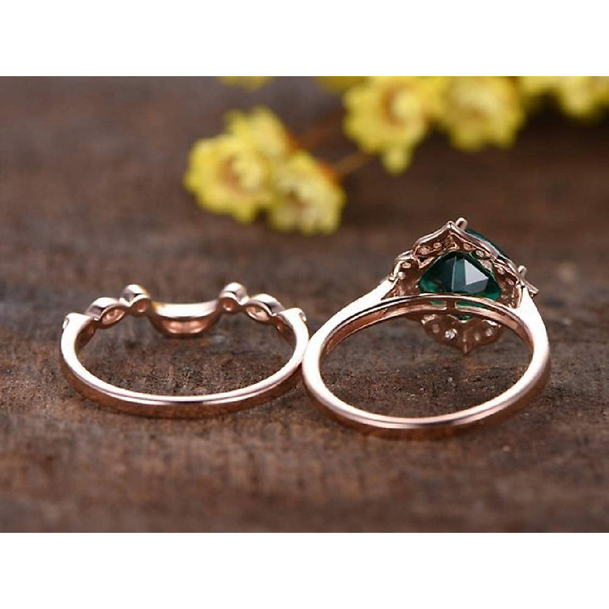 WANGYUSHENG Rose Gold Tone Cushion Emerald CZ Engagement Rings for Women Cubic Zirconia Promise Halo Engagement Ring Set (US Size 9)