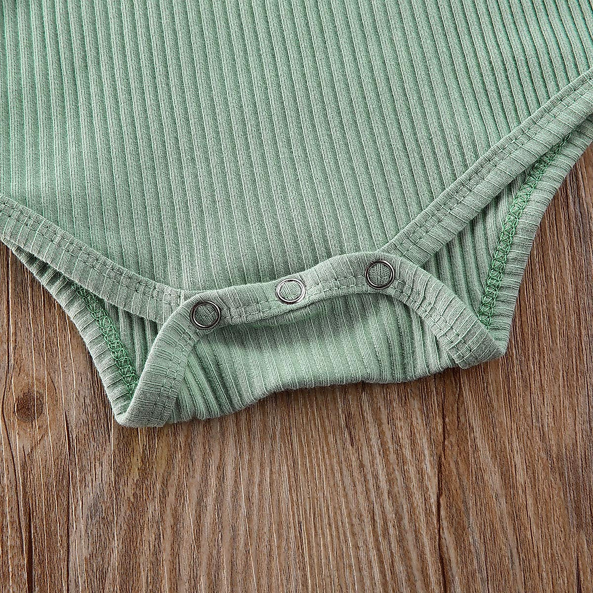 CIYCUIT 3Pcs Newborn Baby Girl Summer Clothes Ruffle Romper Bodysuit + Shorts + Headband Outfits Green 3-6 Months