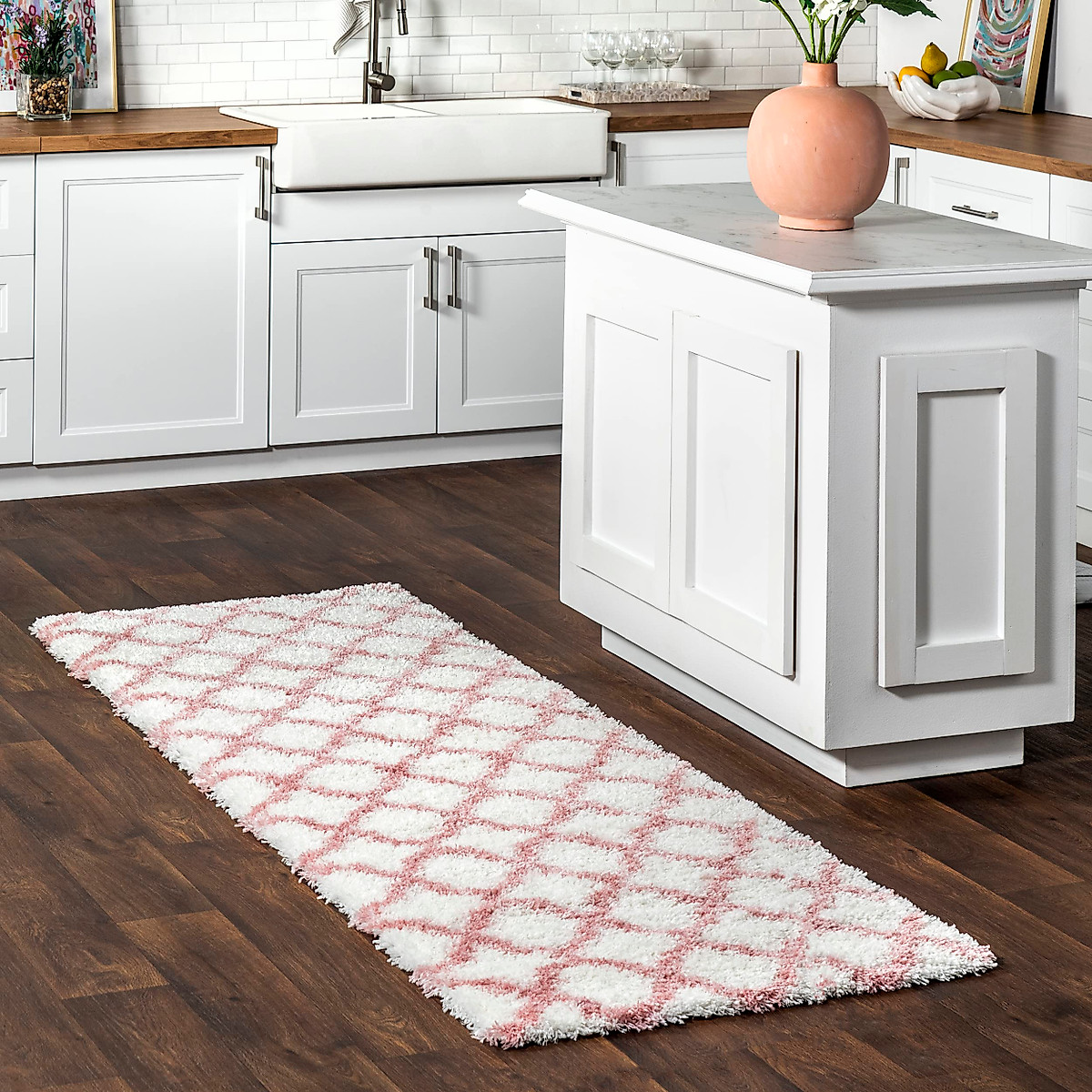 nuLOOM Nelda Trellis Kids Shag Runner Rug, 2' 8" x 8', Baby Pink