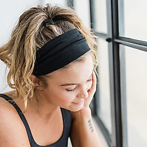 Maven Thread Women's No-Slip Sweat-Wicking Headband for Exercise and Yoga, 4-Pack (White + Black Basics)