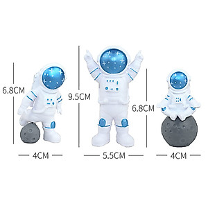 3Pcs Astronaut Figurines Cake Topper Outer Space Cake Decoration Spaceman Model Display Miniature Astronaut Action Figure Statue for Kids Party Gift Decor