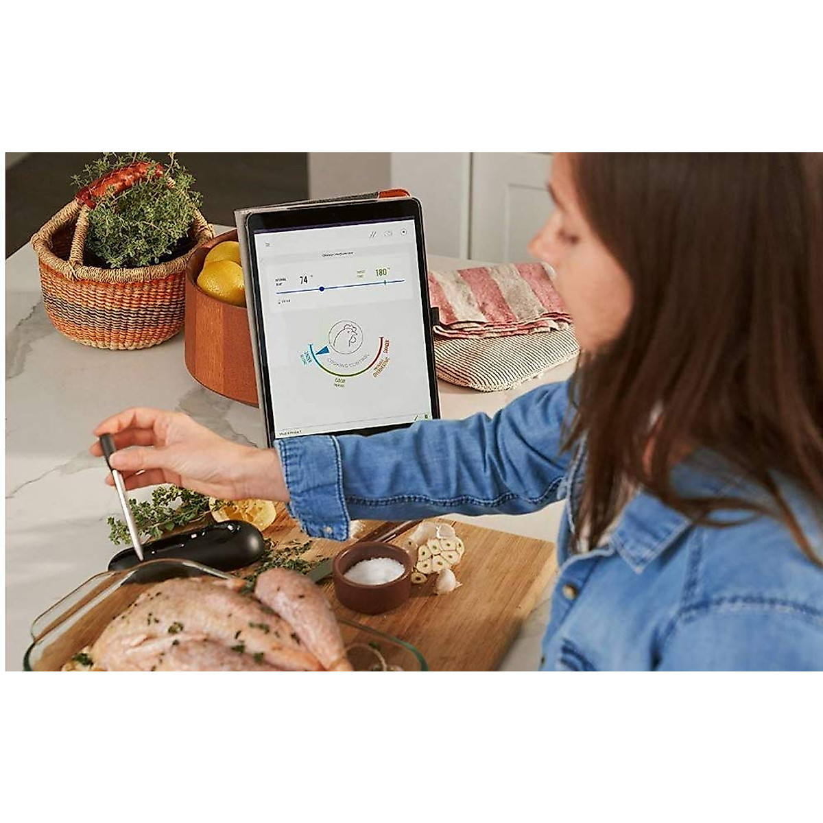 Mastrad Thermometer | Meat it Wireless Grill and BBQ Sensor | Connects Via Bluetooth to Free Cooking App, 2.1, BLACK