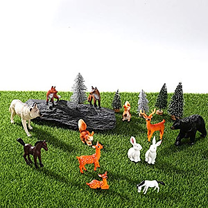 Skylety 18 Piece Christmas Woodland Animals Figurines Woodland Creatures Figurines Realistic Plastic Wild Forest Animals Figurines for New Year Birthday Christmas Party