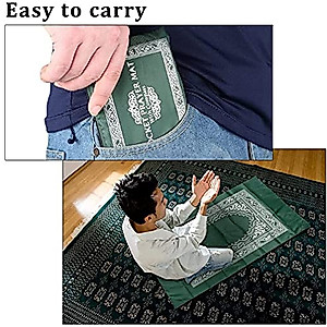 Hitopin Travel Prayer Mat, 60cm*100cm Praying Rug, Portable Polyester Prayer Rug with Compass, Islamic Waterproof Prayer Mat, Muslim Prayer Mat, for Ramadan Gifts, Islamic Prayer (Green)