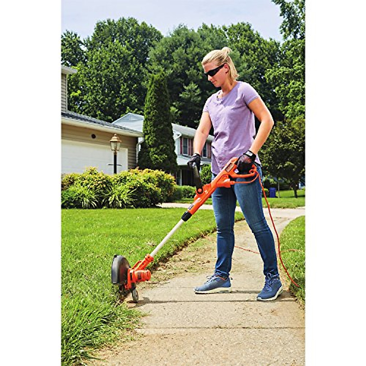 BLACK+DECKER String Trimmer, Electric, 14-Inch (BESTE620FF)