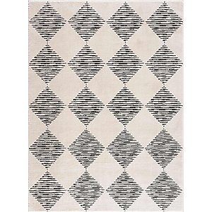 BoutiqueRugs Fauci Farmhouse Area Rug - Cream, Black White - 6'7" x 9'