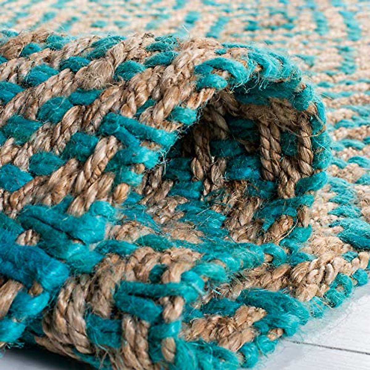 SAFAVIEH Natural Fiber Collection Area Rug - 5' x 8', Turquoise & Natural, Handmade Boho Diamond Tassel Jute, Ideal for High Traffic Areas in Living Room, Bedroom (NF266C)