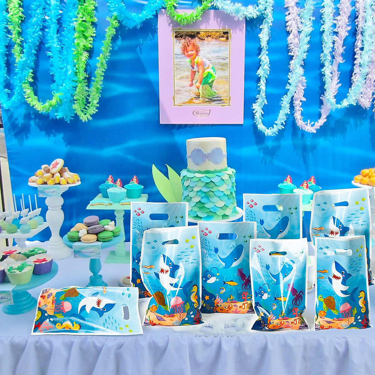 3sscha 50Pcs Animal in the Sea Party Favor Bag Marine Life Ocean Themed Plastic Waterproof Goodie Bag with Die Cut Handle Whale Shark Rectangular Gift Bags for Kids Birthday Baby Shower Decor Supplies