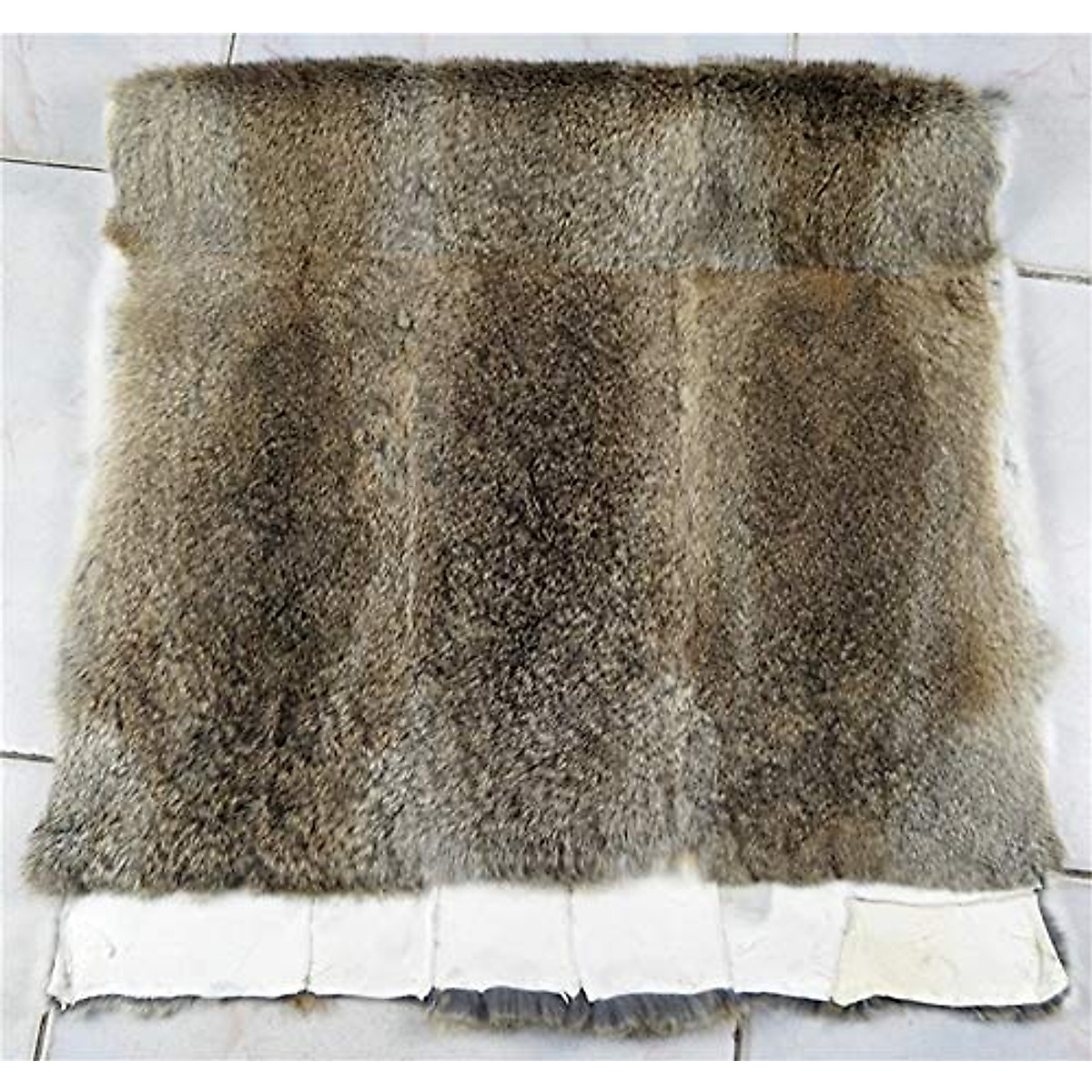 100% Natural Rabbit Fur Bed Throw Blanket,Rug,Rabbit Fur Blankets/Plates Furry Soft Warm Lush Fur Throw Home Decoration Reprocessed DIY Materials (21.65" x 43.3" Straw Yellow)