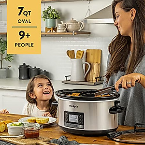 Crockpot Portable 7 Quart Slow Cooker with Locking Lid and Auto Adjust Cook Time Technology, Stainless Steel