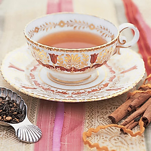 Harney and Sons Hot Cinnamon Spice, Bag of 50 Sachets, Black Tea w/ Orange Pieces and Cloves (Pack of 1) (Packaging may vary)