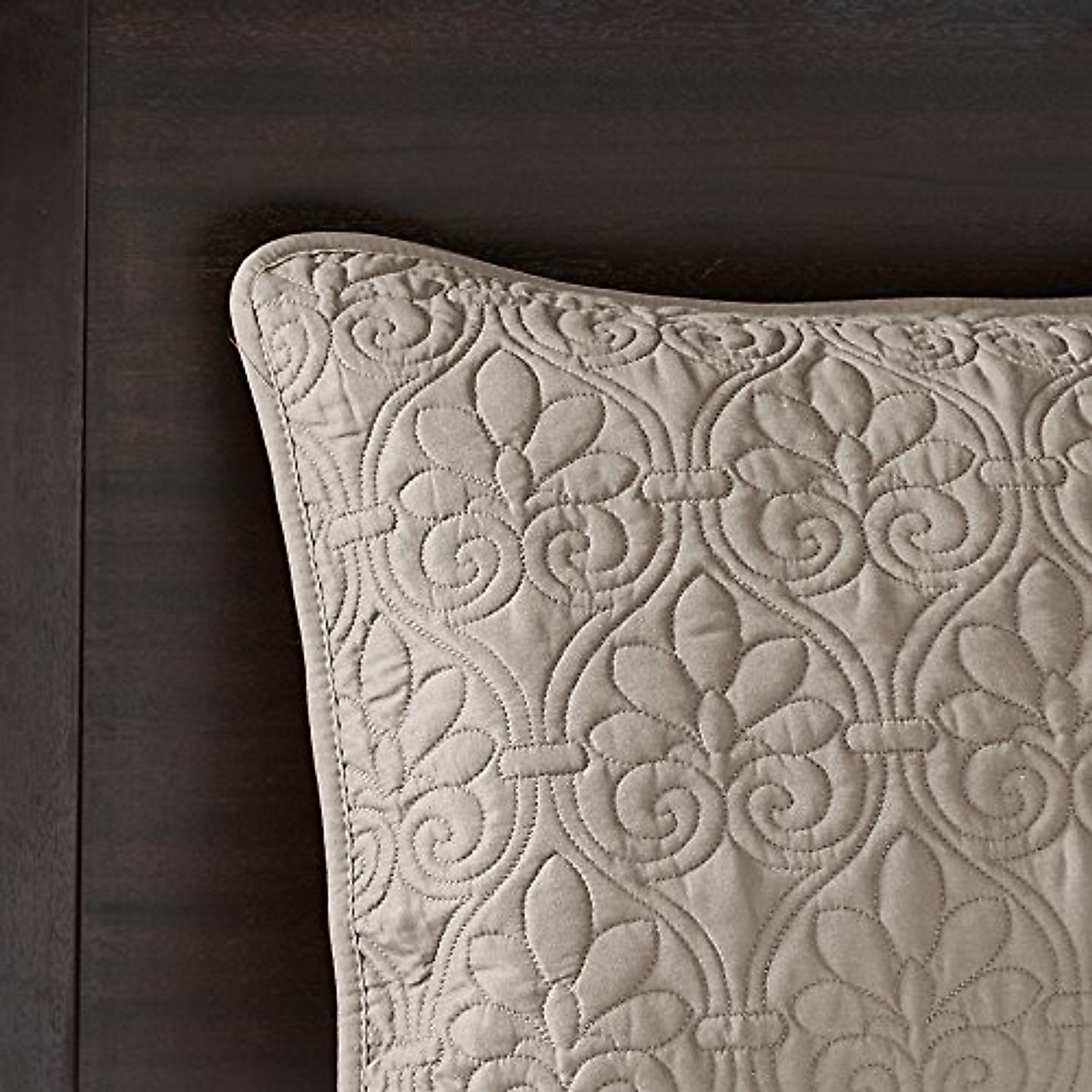 Madison Park Quebec Reversible Quilt Set Damask Design, Double Sided Stitching All Season, Lightweight Bedspread Bedding Set, Matching Sham, Khaki, King(120"x118") 3 Piece