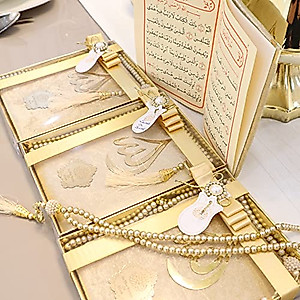 Pack of 5 Personalized Dua Book Prayer Beads Islamic Party Favor Gift, Decorated Gold Velvet Yaseen Dua Book Pearl Prayer Beads Muslim Gift Set for Ramadan Eid Hajj Umrah Wedding Baby Shower Ameen